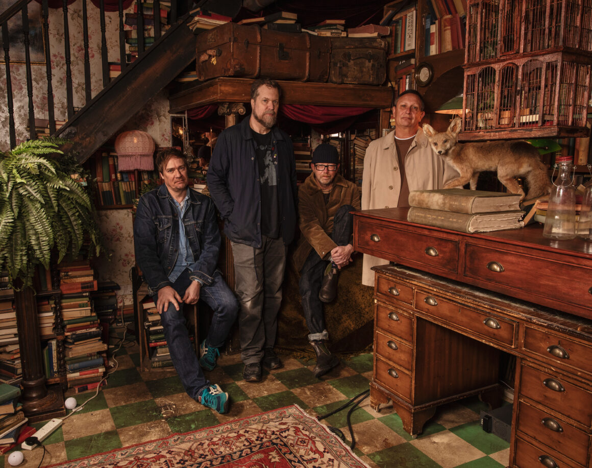 Creep Show: Mind The Gap – Electronic Sound