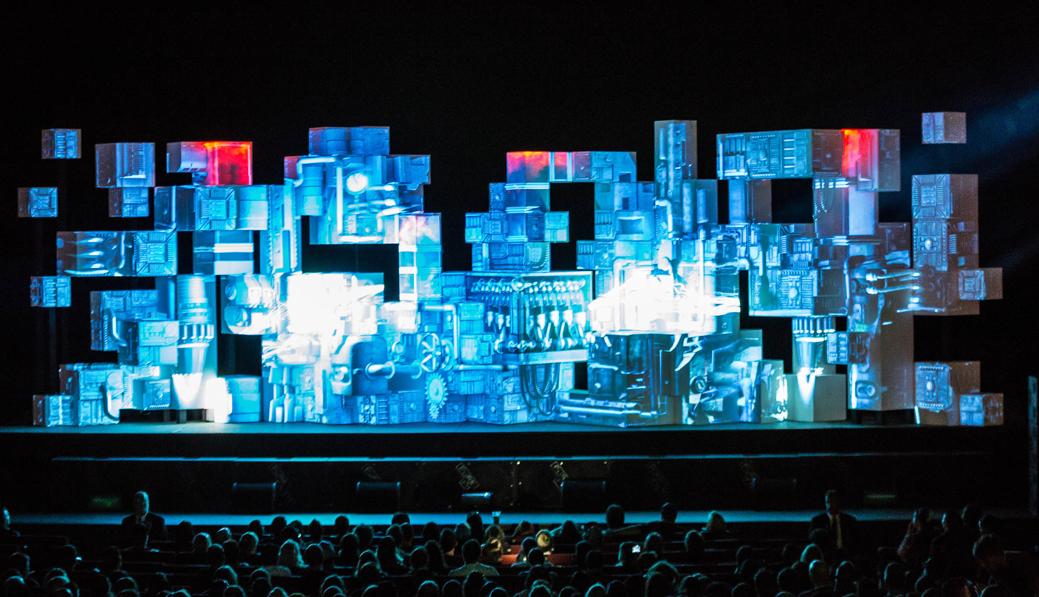 Amon Tobin: Live And Direct – Electronic Sound